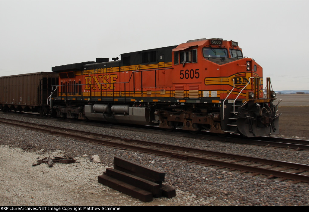 BNSF 5605 - DPU